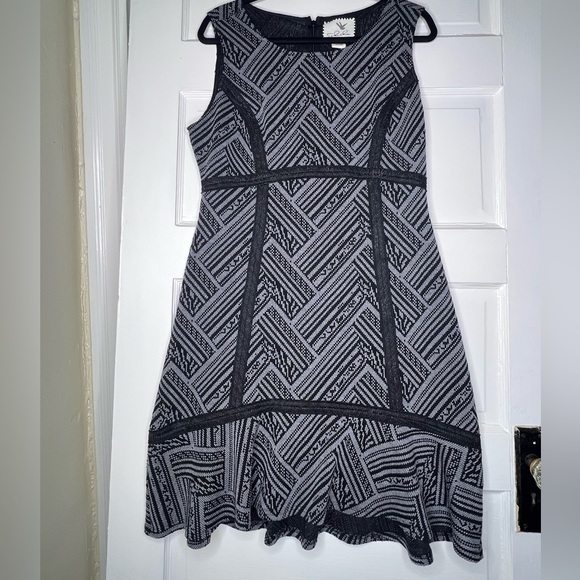 Tabitha | Dresses | Tabitha Fit And Flare Chevron Knit Dress Grey Black ...
